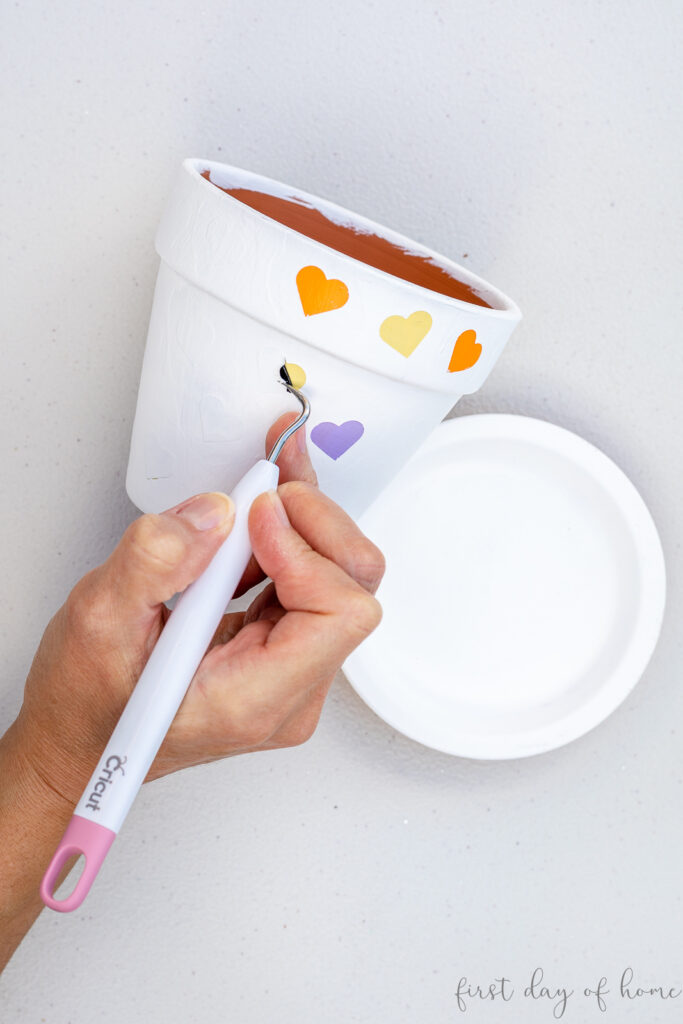 How to Make an Easy Valentine's Day Flower Pot