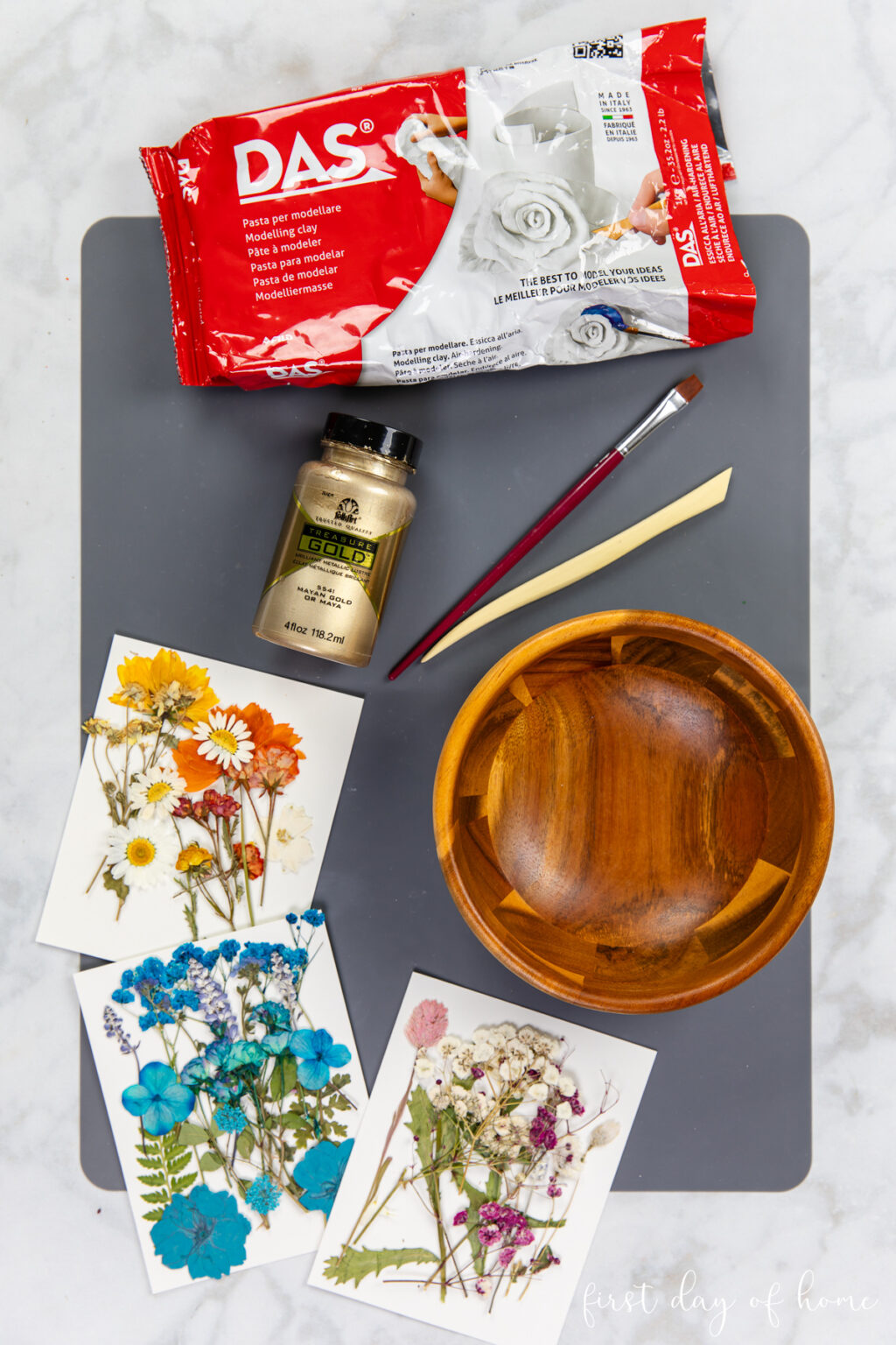 Clay Jewelry Dish with Pressed Flowers - Easy Tutorial