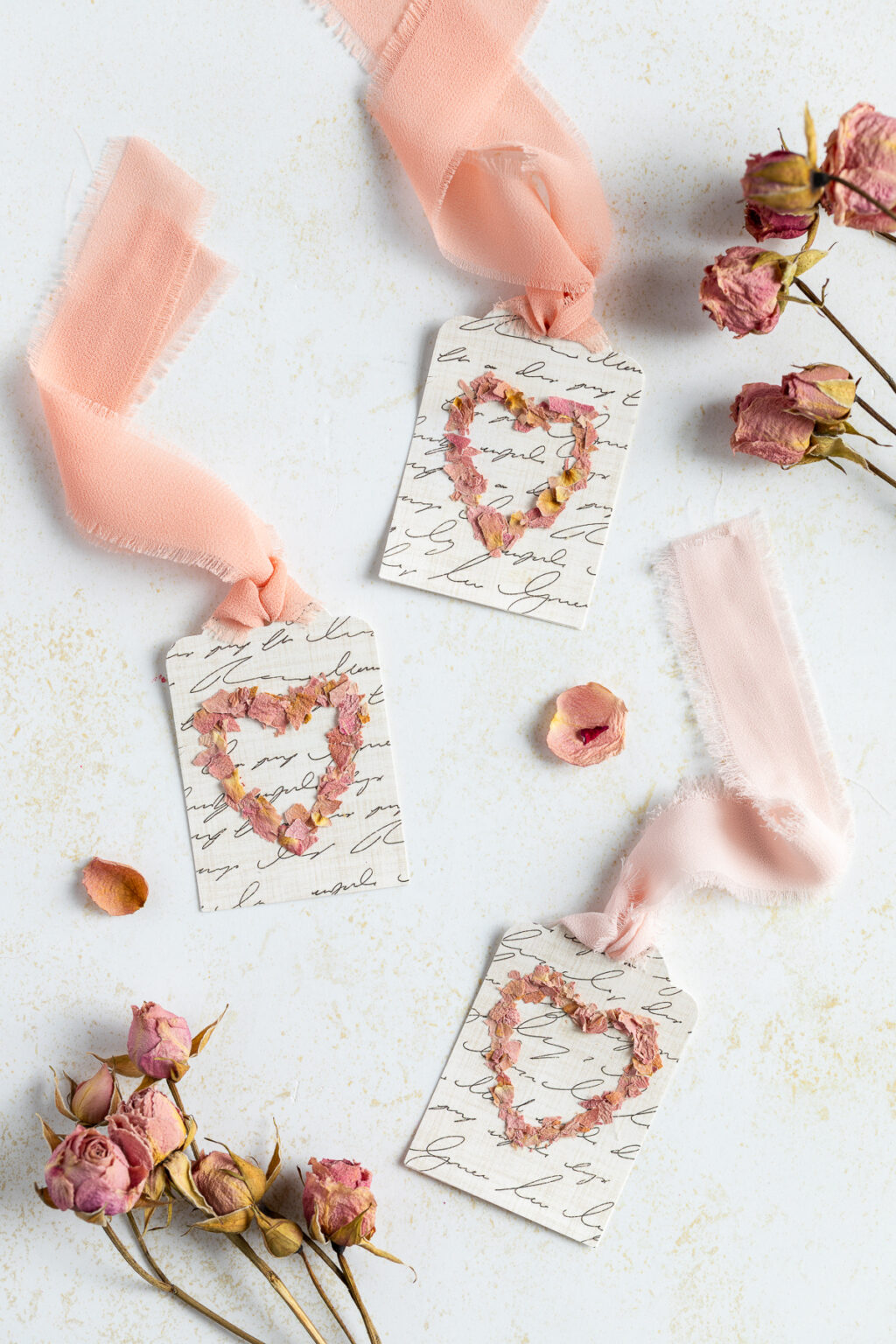 How to Dry Flowers and Get the Best Results Possible
